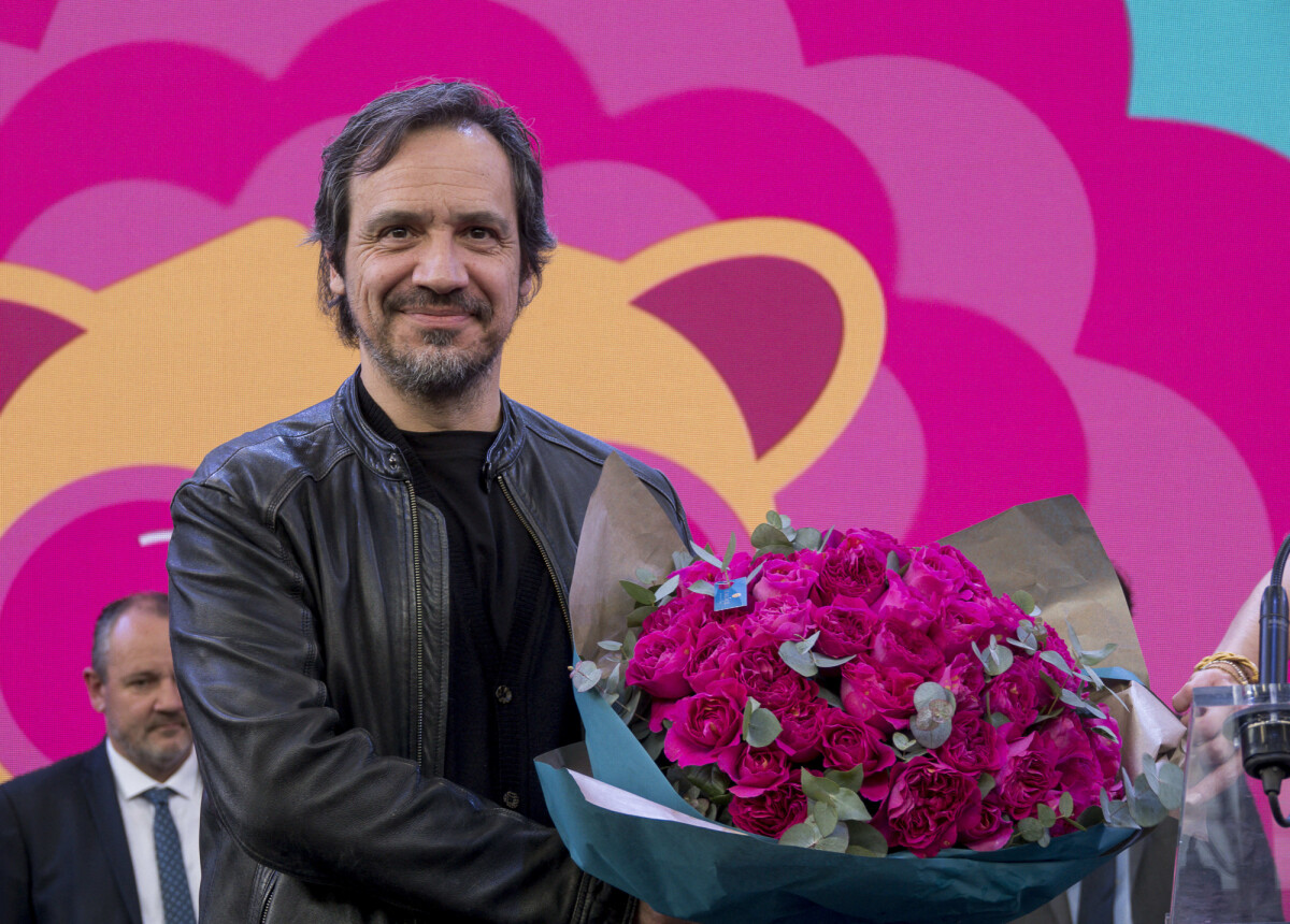 Photo : Alexandre Astier très fier en tant que lyonnais d'avoir une ...