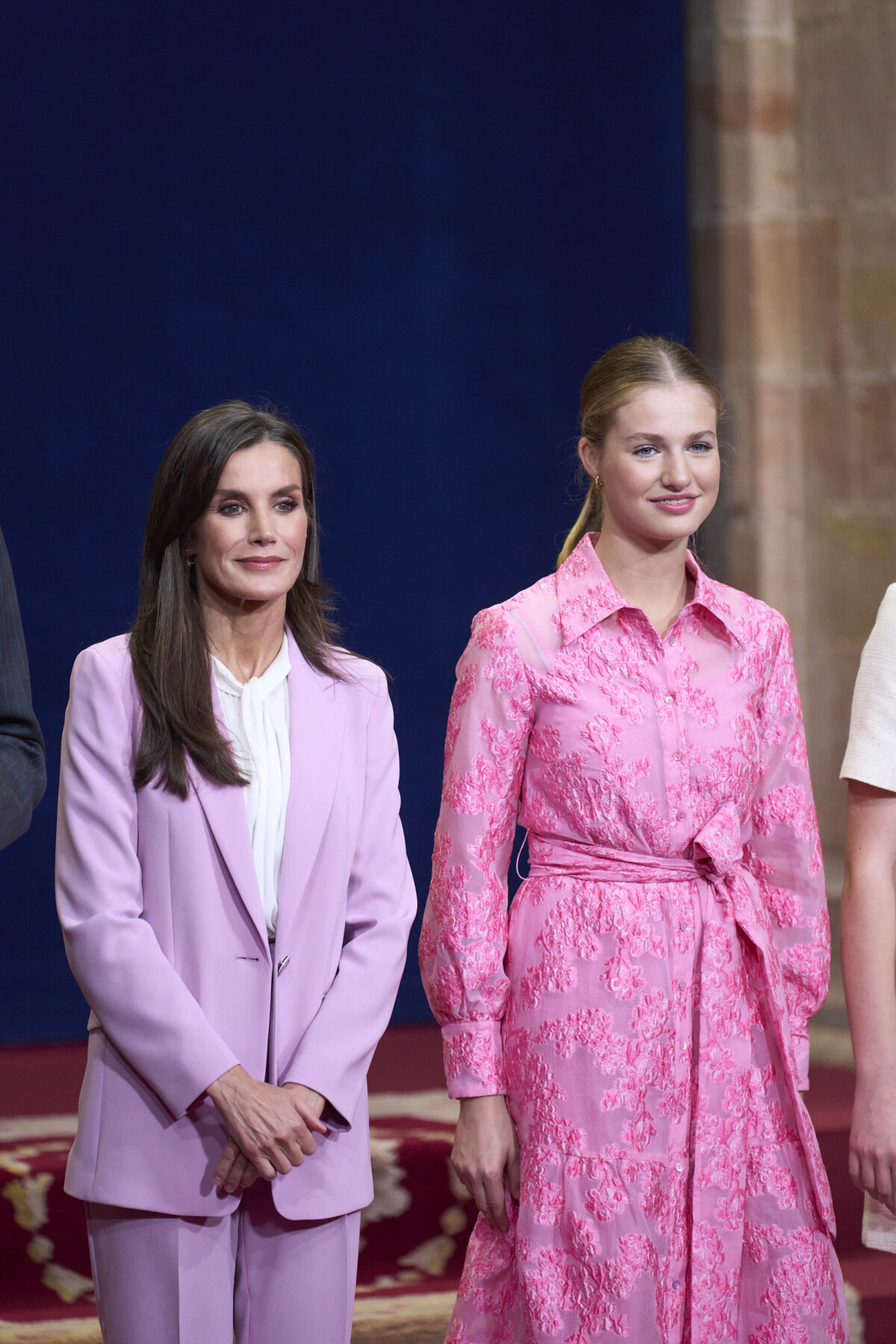 Photo : Letizia d'Espagne et sa fille aînée Leonor étaient accordées ...
