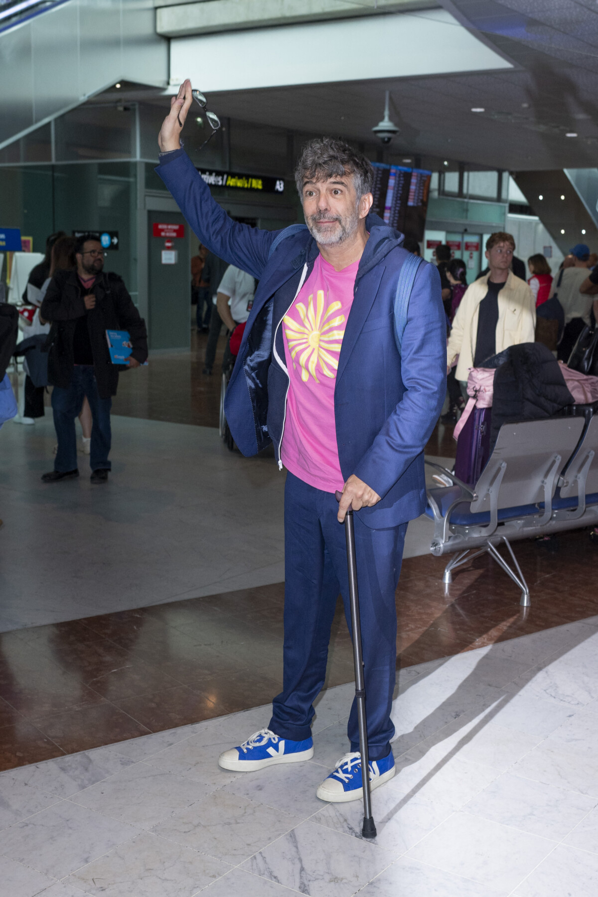 Photo : Stephane Plaza - Les célébrités arrivent à l'aéroport de Nice ...