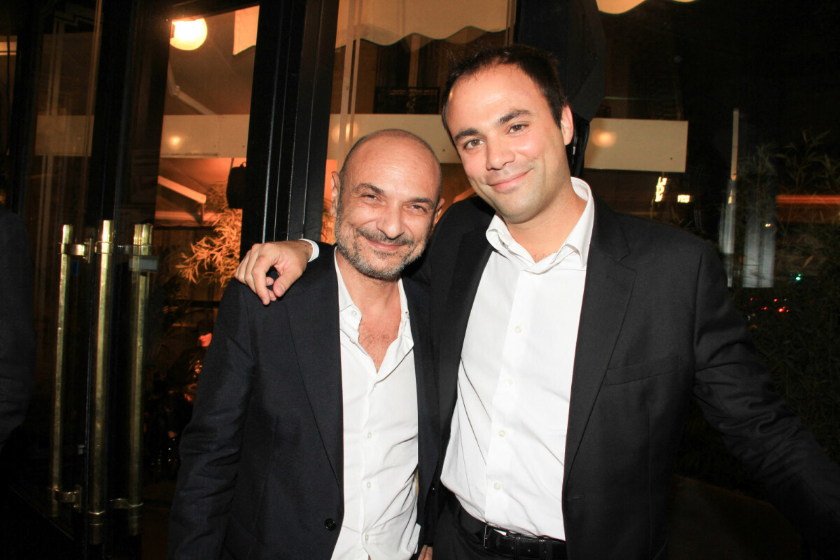 Qui Est Le Mari De Charles Consigny