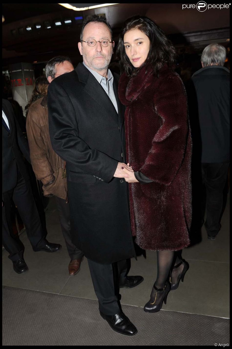 Jean Reno et sa femme, Zofia, à l'avant-première de La Rafle, le 8 mars ...