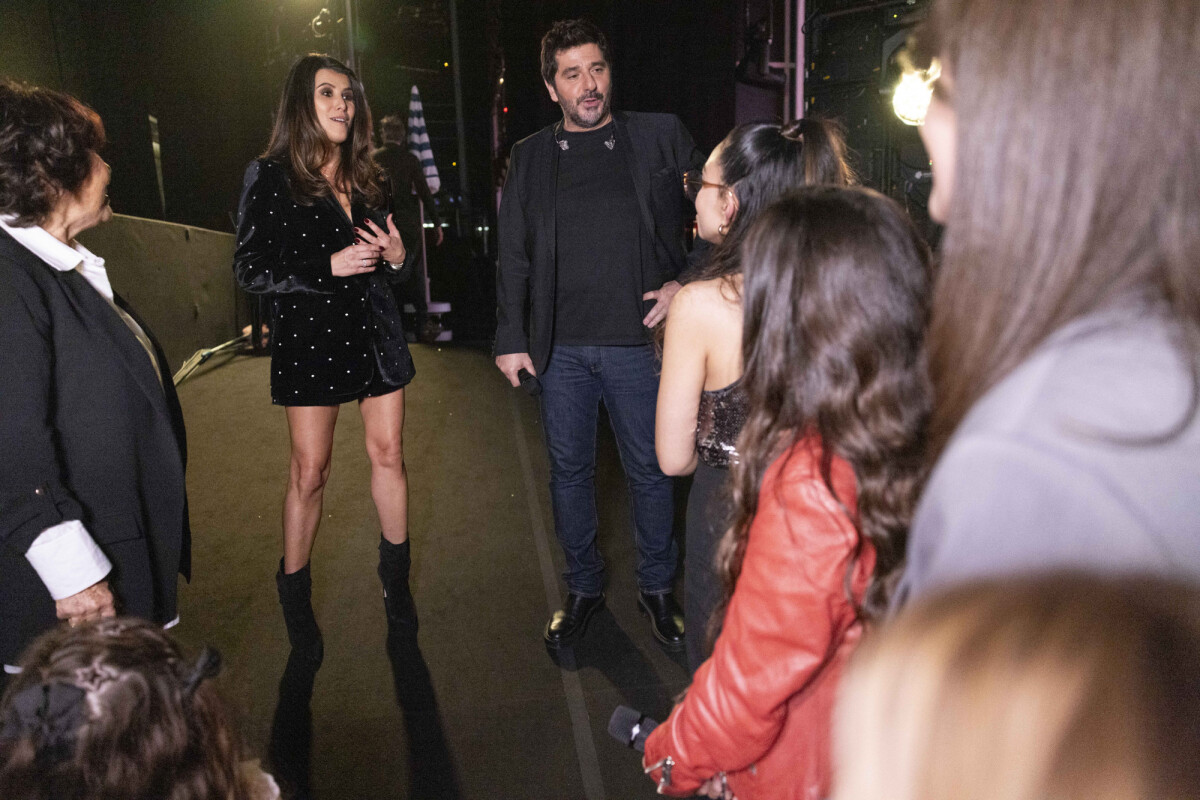 Photo : Exclusif - Karine Ferri sa mere Helena et Patrick Fiori ...