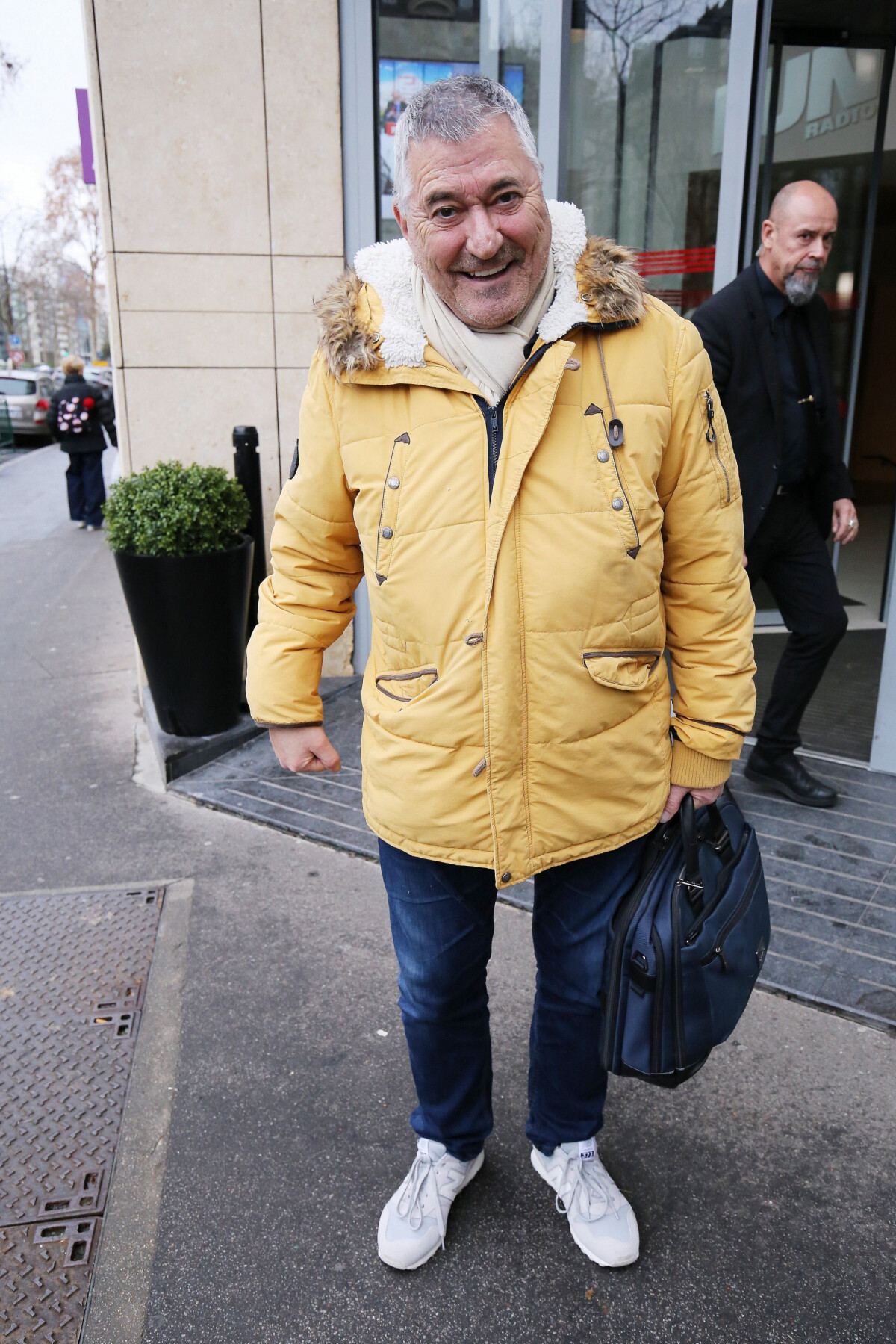 Photo : Jean-Marie Bigard à la sortie des studios de la radio RTL à ...