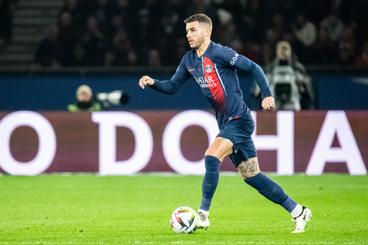 Photo : Lucas Hernández (Paris SG) - Match de Ligue 1 Uber Eats "PSG-Lille" (3-1) au Parc des ...