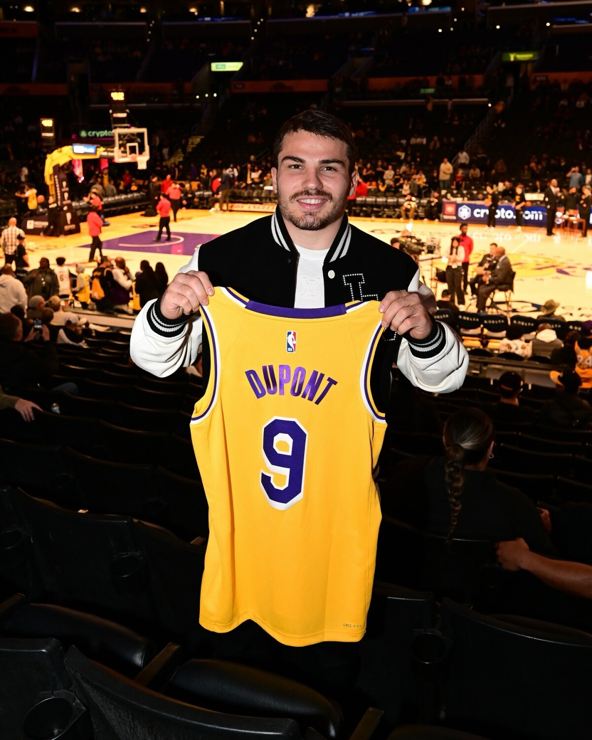 Vidéo : PHOTOS Antoine Dupont : NBA, hamburgers... il prolonge son ...