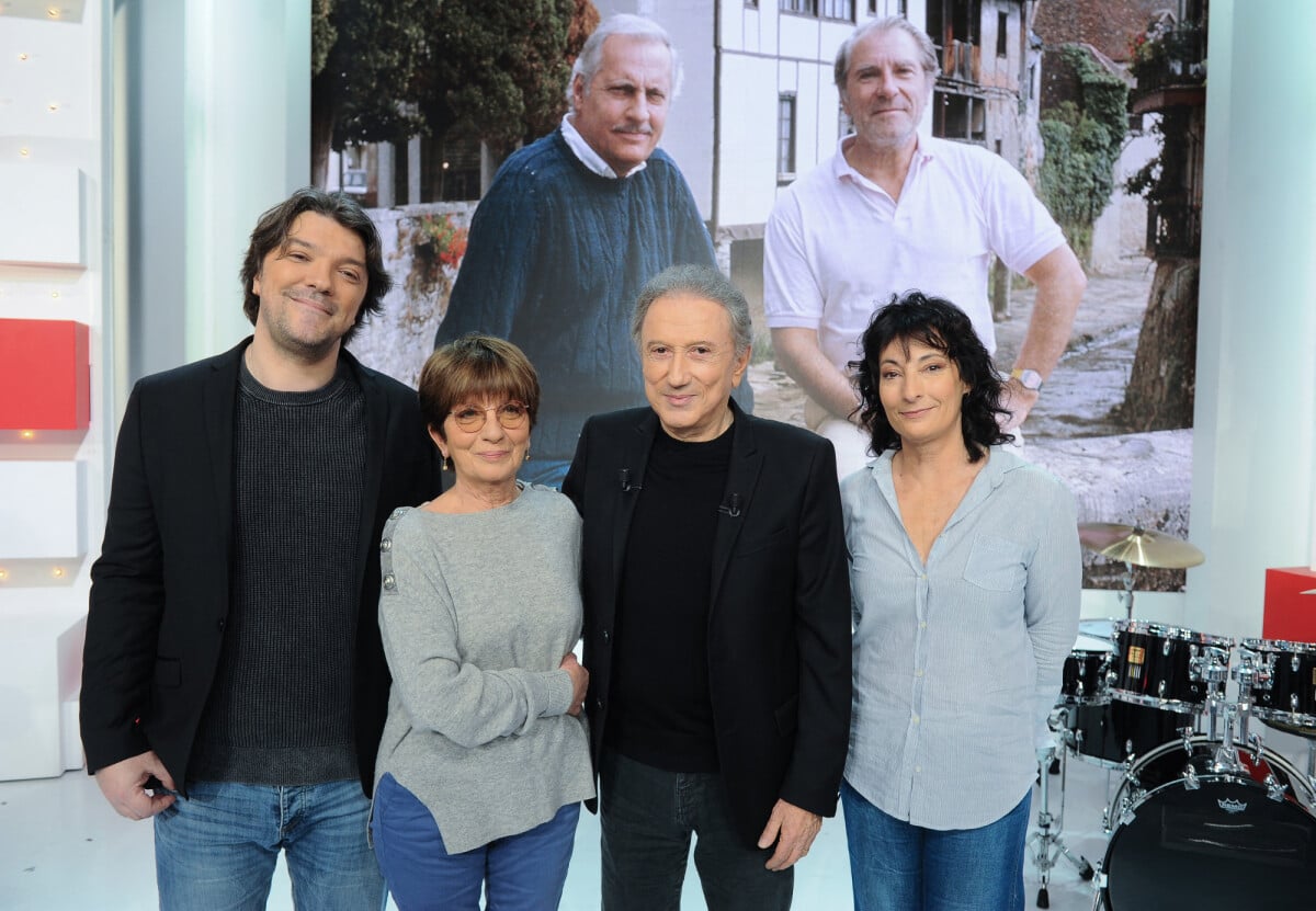 Photo : Exclusif - Nicolas Poiret, sa soeur Sylvie Poiret, Michel ...