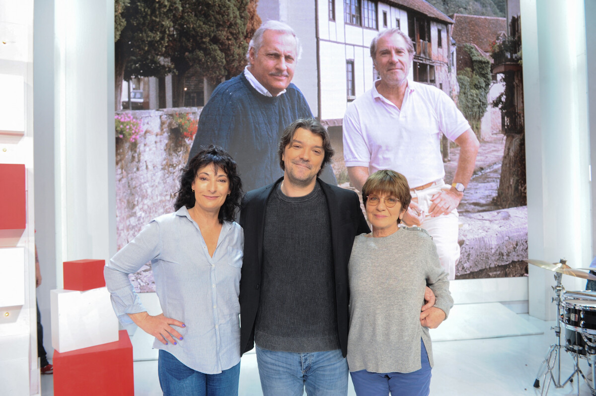 Photo : Exclusif - Nathalie Serrault, Nicolas Poiret et sa soeur Sylvie ...