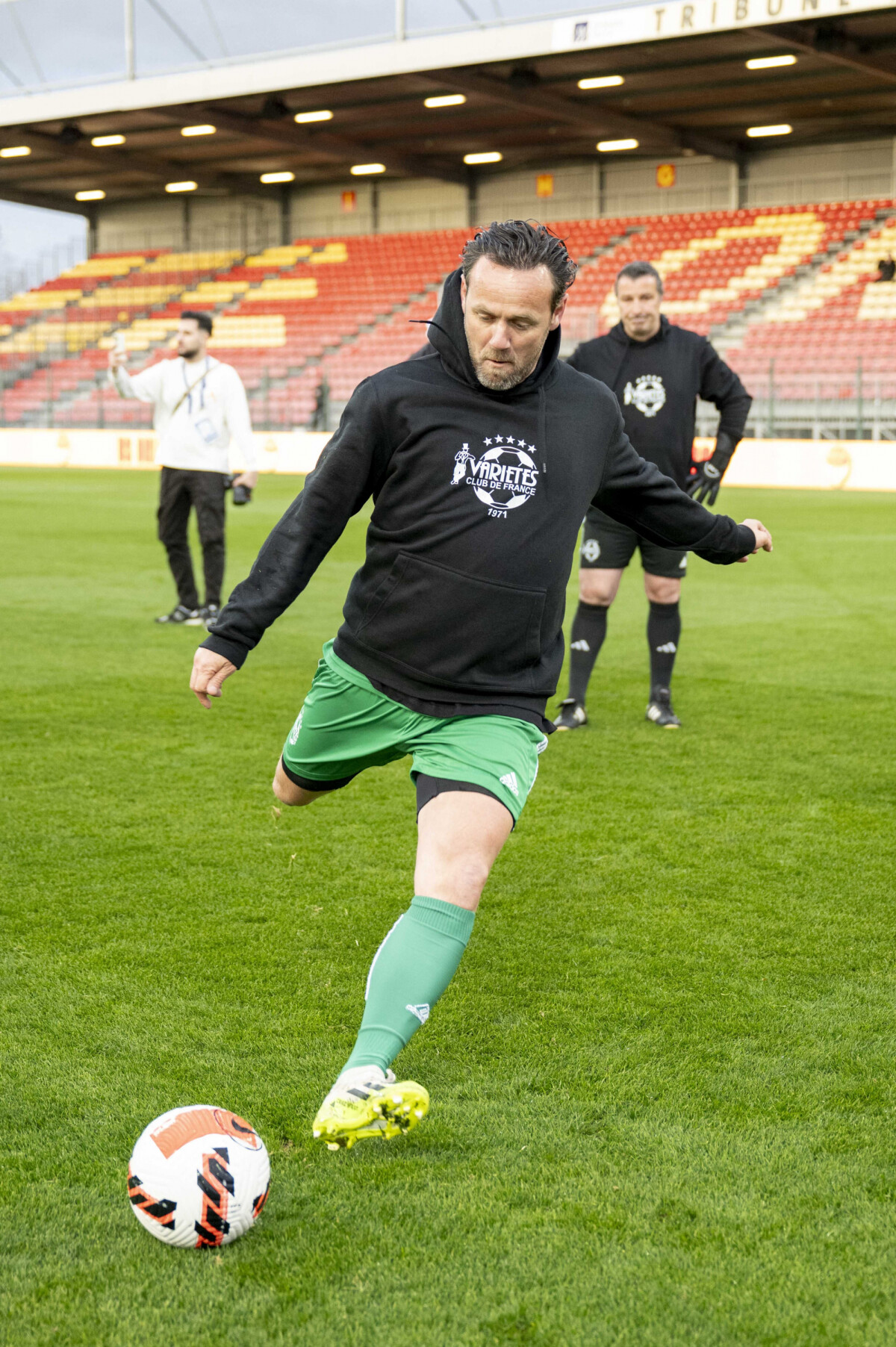 Photo : Steve Savidan - Le Variété Club de France affronte la Team USO ...
