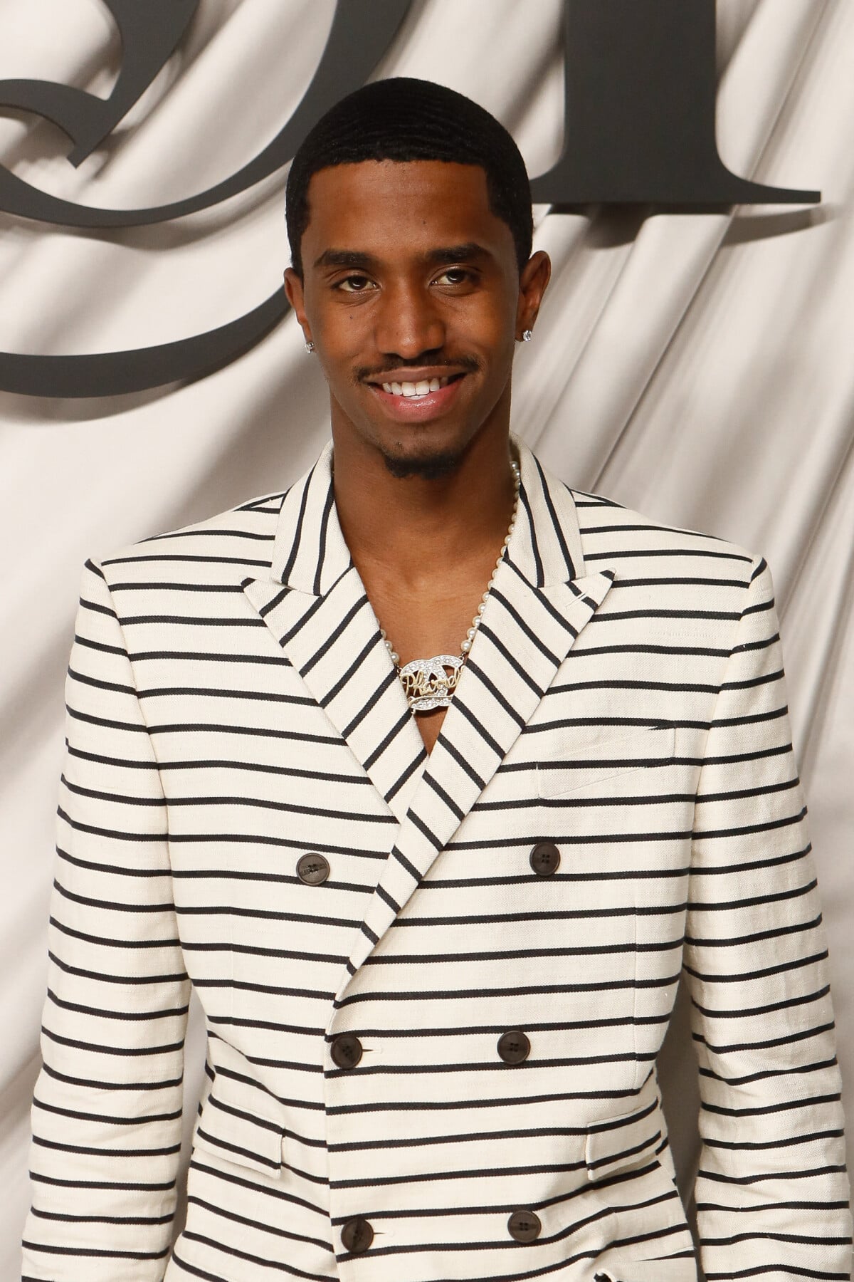 Photo : Photocall du gala dans le cadre de la Fashion Week de Paris ...