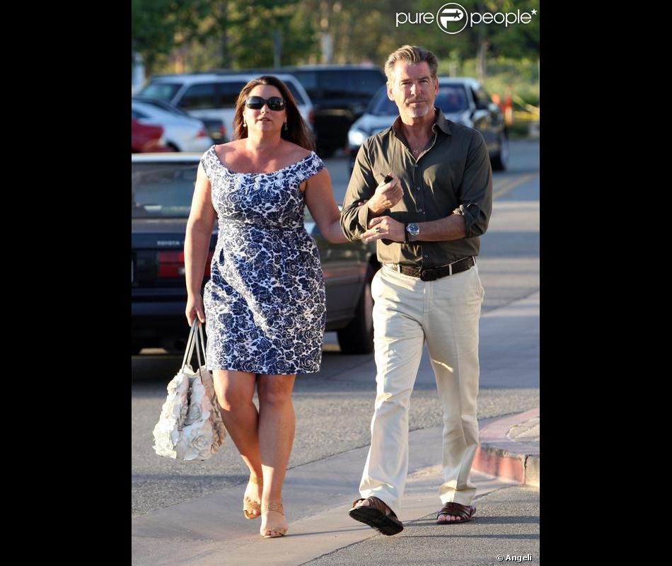 Pierce Brosnan et sa femme Keely (17 mars 2010 à Los Angeles) - Purepeople