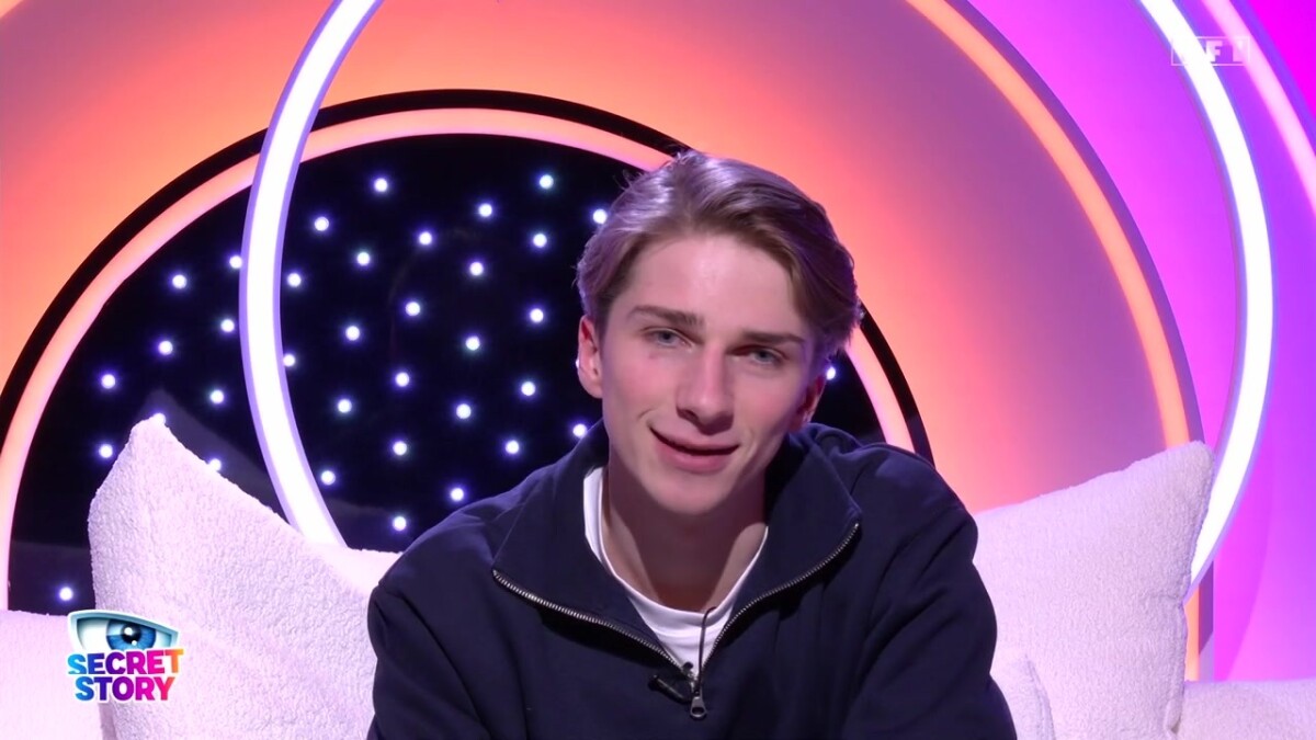 Photo : Maxime, champion de magie, doit se produire en spectacle fin ...
