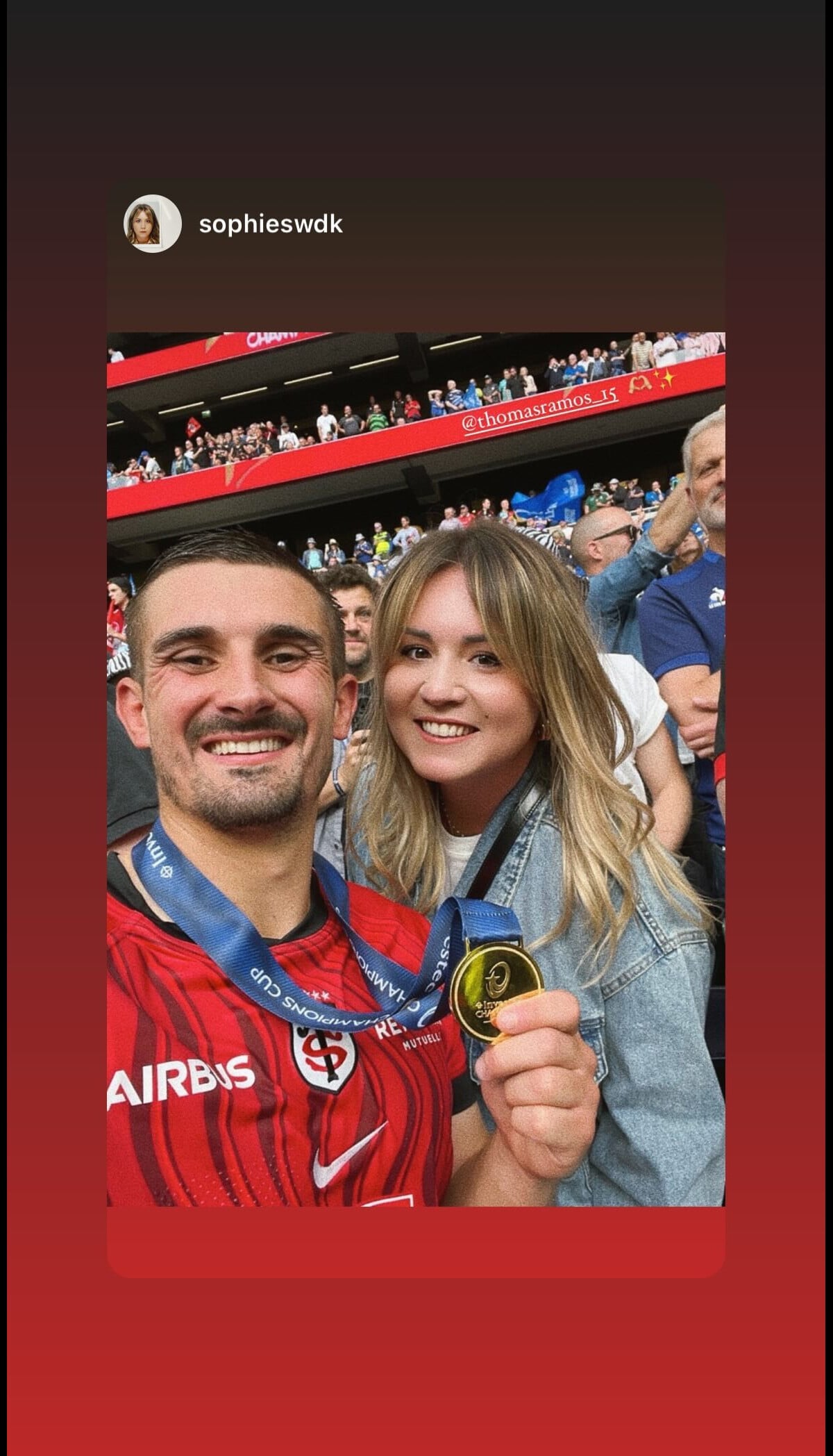 Photo : Et ils ont posé ensemble Thomas Ramos avec sa femme Sophie sur ...