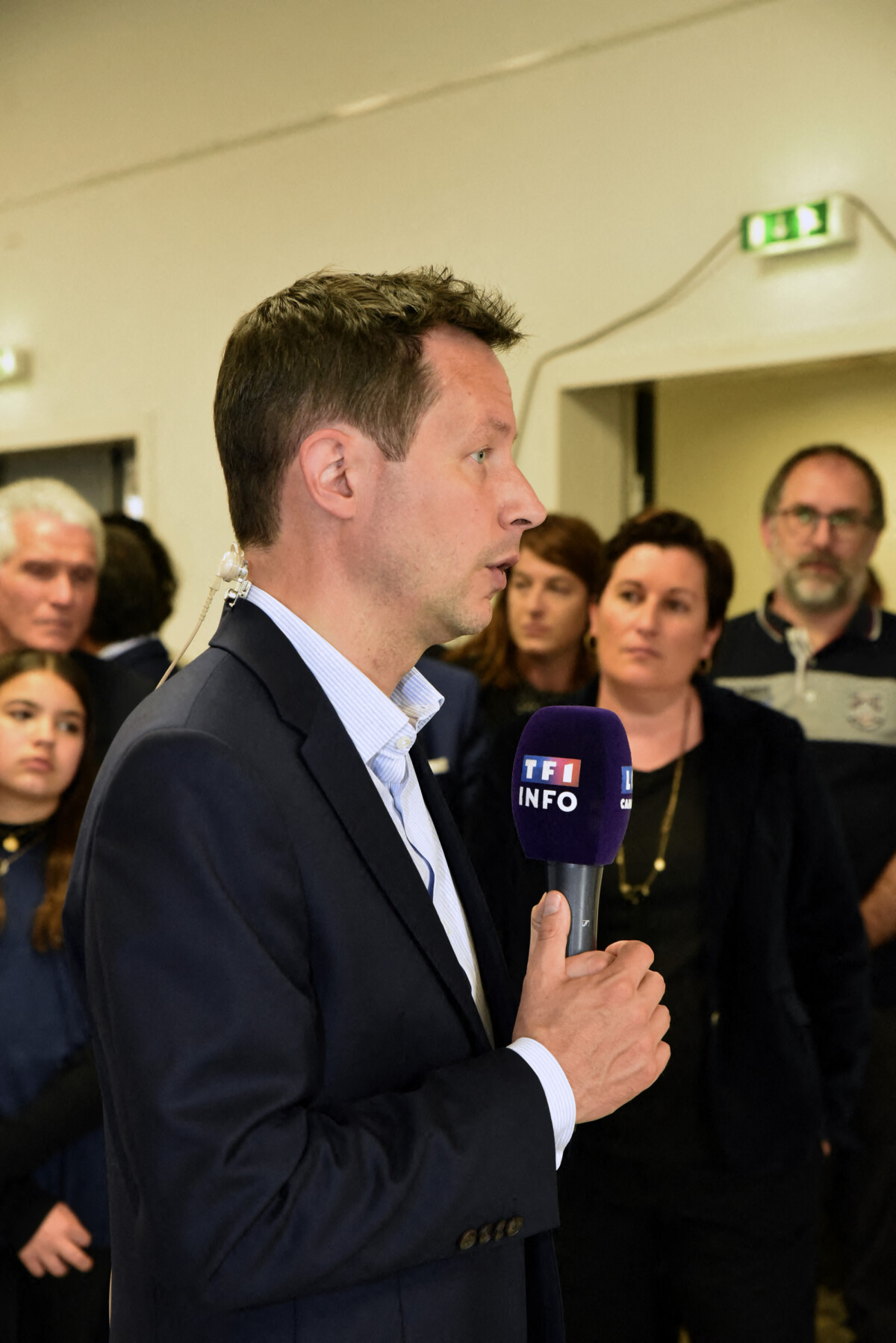 Photo : Le candidat LR François-Xavier Bellamy tient un meeting pour ...