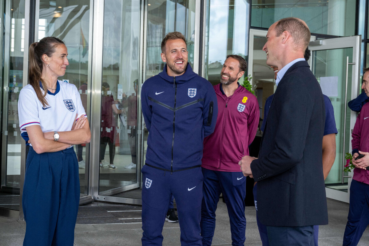 Photo : Il les a motivés beaucoup. Prince William et Harry Kane - Le ...