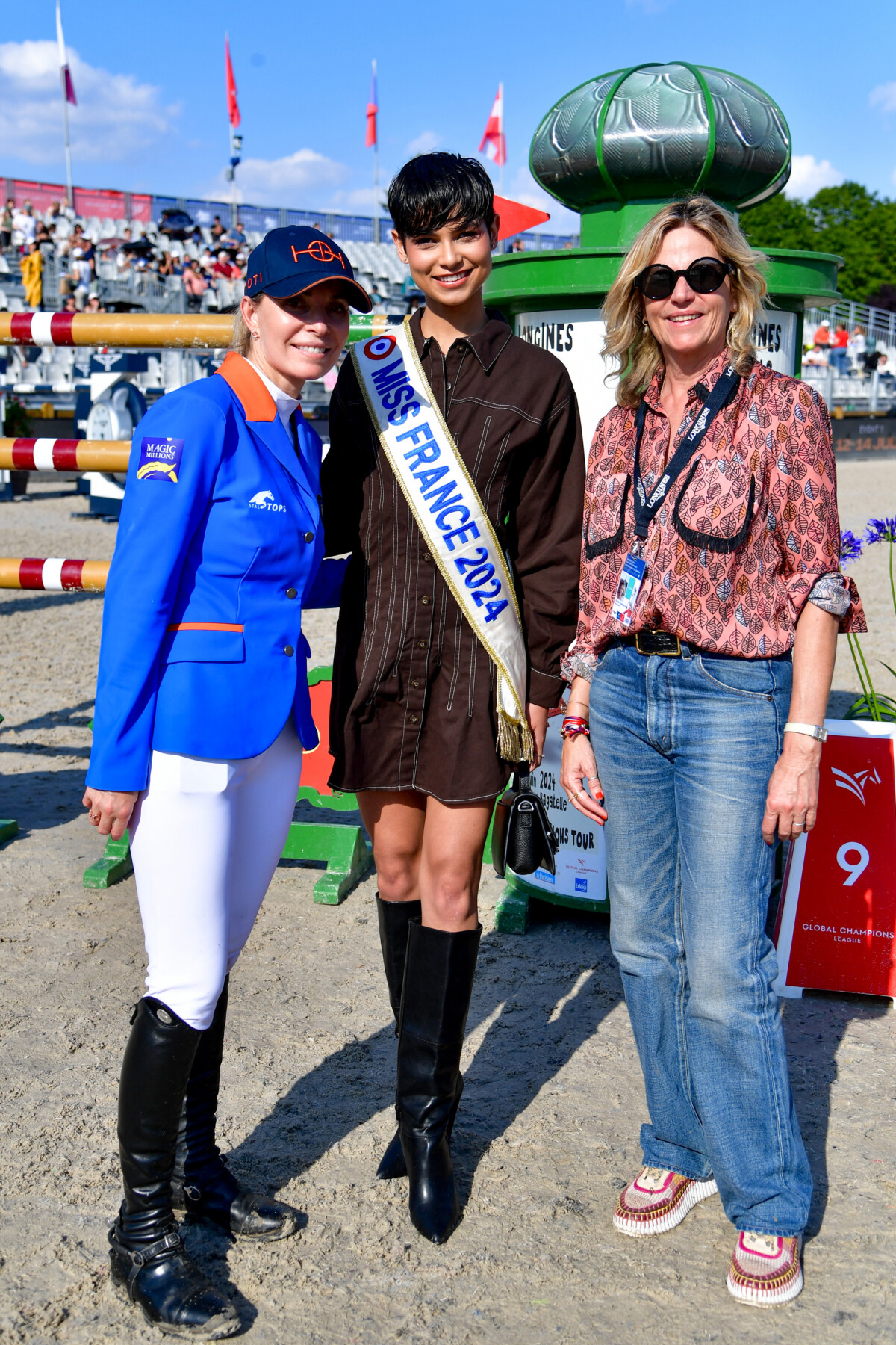 Photo : Edwina Tops-Alexander, Eve Gilles, miss France 2024 et Virginie ...