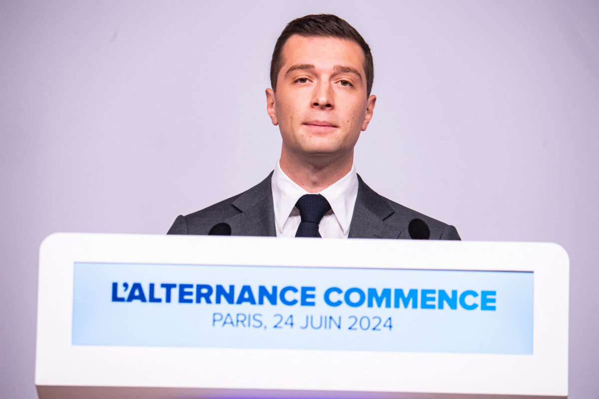 Photo : Jordan Bardella - J.Bardella détaille son programme lors de sa ...