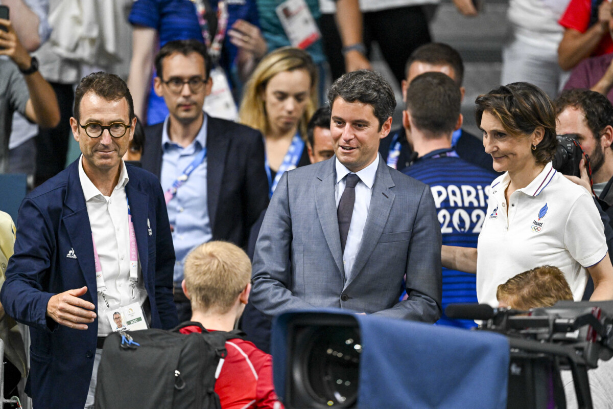 Photo : Gilles Erb, Félix Lebrun, Gabriel Attal et Amélie Oudéa-Castéra ...