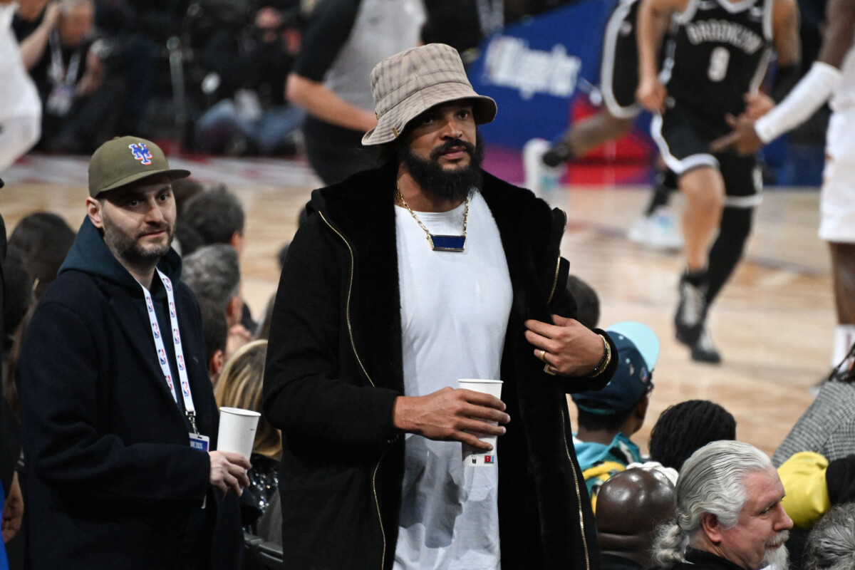 Photo : Joakim Noah - Célébrités assistent au match de basket de NBA ...