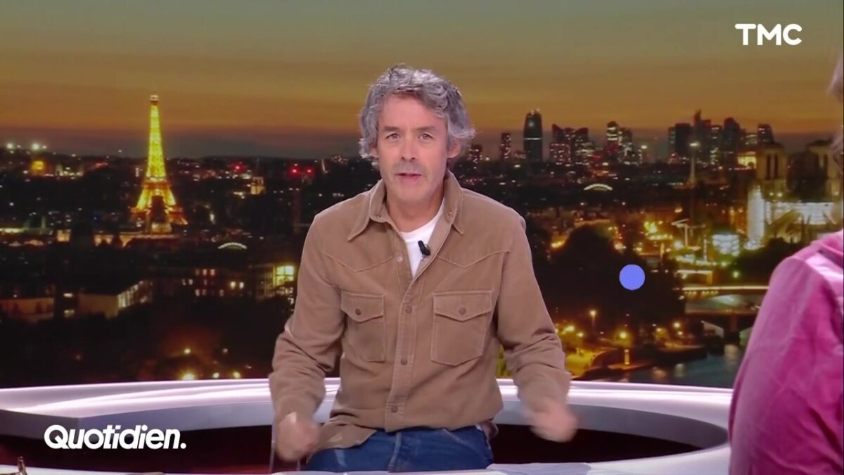 Photo : Chaque soir, Yann Barthès anime "Quotidien" sur TMC Yann ...