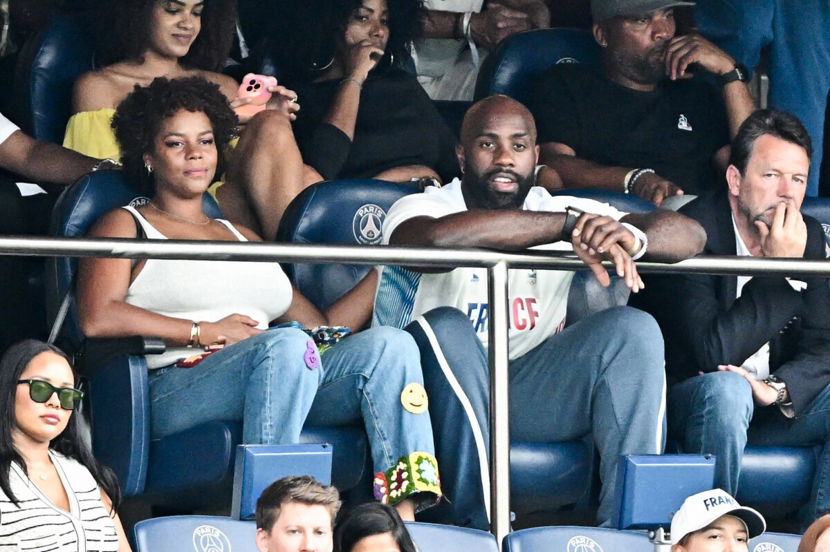 Photo : Teddy Riner et sa femme Luthna Plocus lors du match de football ...