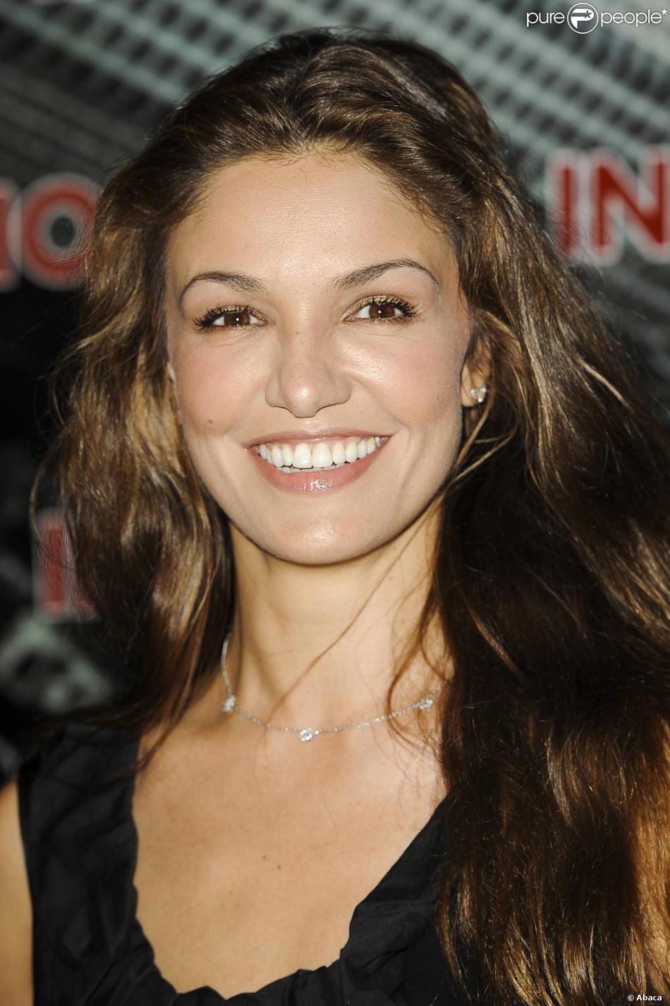 Nadia Farès lors de la première de Inception à Paris le 10 juillet 2010 ...