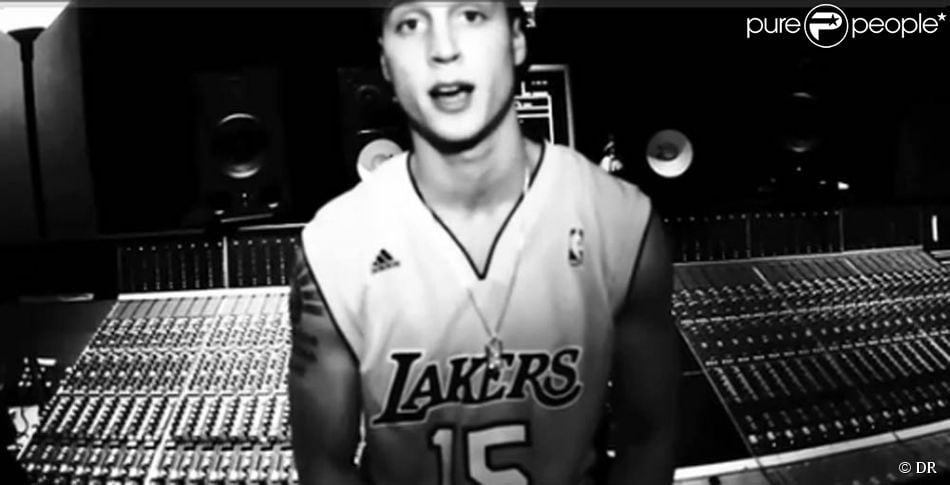 Chester Hanks (le fils de Tom Hanks et Rita Wilson), alias Chet Haze ...