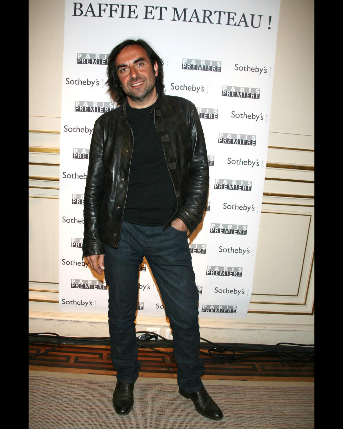 Photo : André Manoukian, le bon copain qui dépanne le invités qui se ...