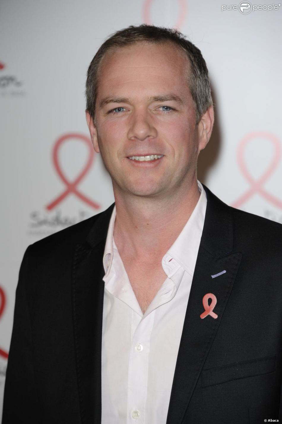 Julien Arnaud lors du photocall pour la soirée du Sidaction 2011 au ...