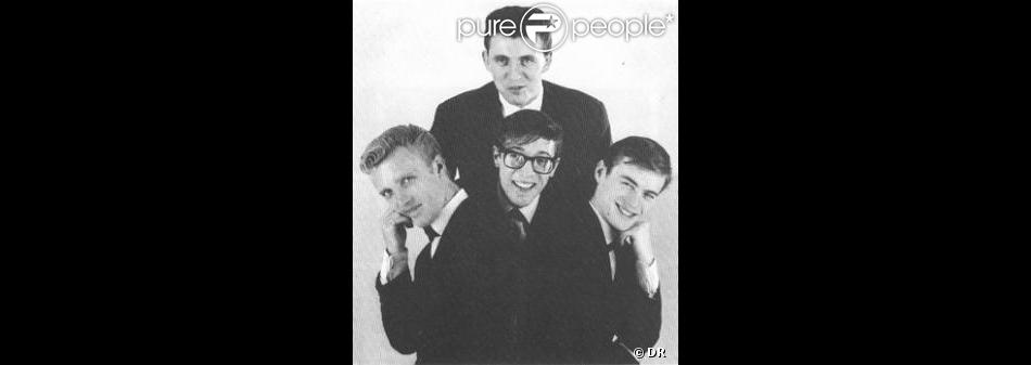 Le groupe The Shadows avec Cliff Richards et Jet Harris, dans les ...