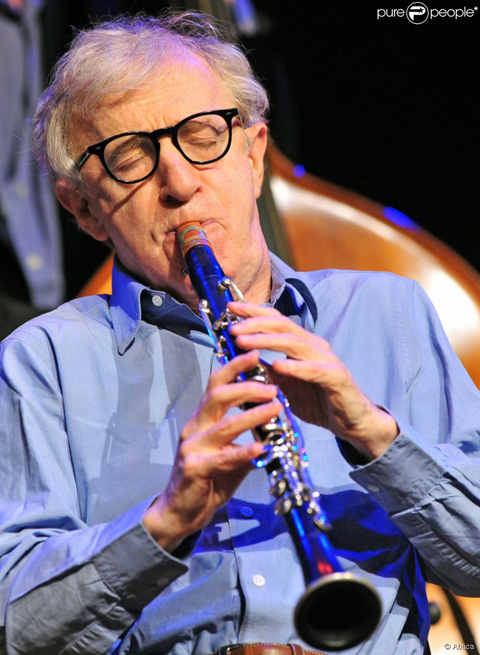Le Woody Allen clarinettiste a joué avec son band de jazz au Grand Rex ...