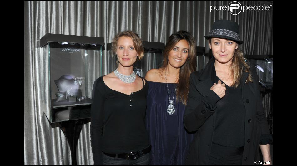 Alexandra Lamy, Valérie Messika et Julie Ferrier lors de la soirée au ...