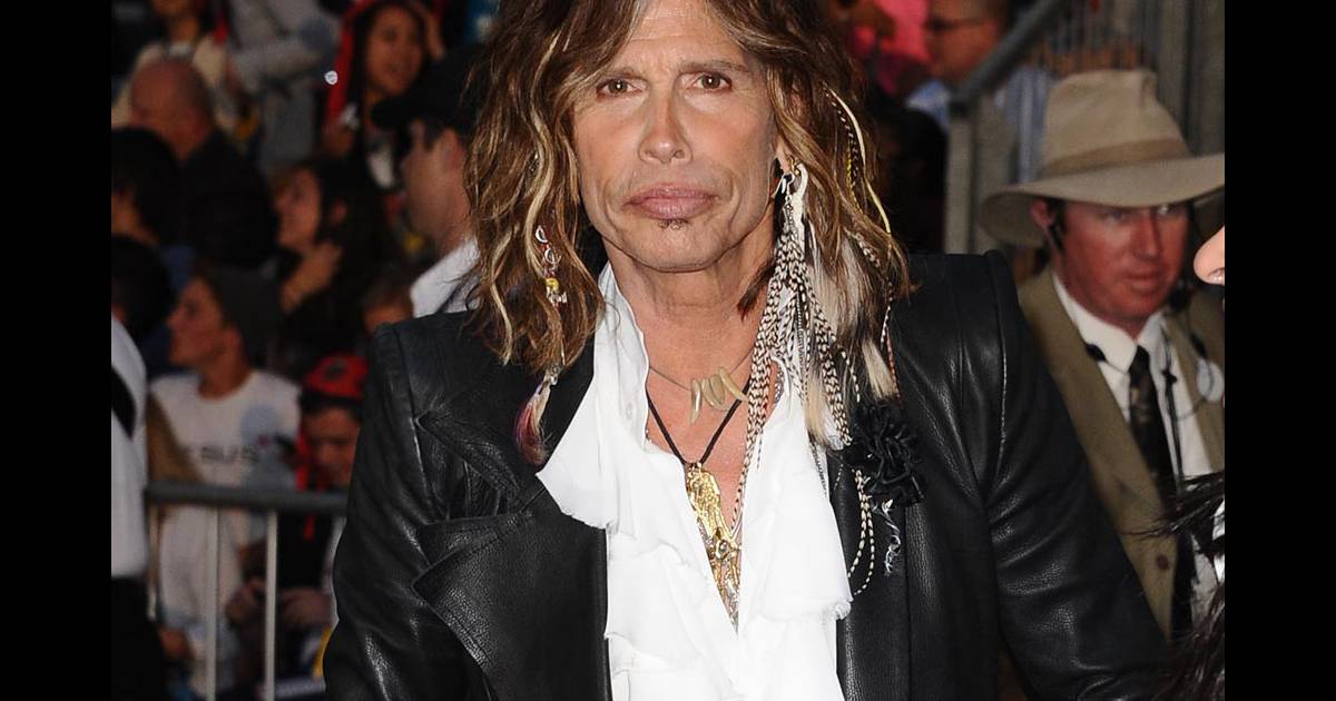 Steven Tyler à Disneyland le 7 mai 2011 pour Pirates des caraïbes ...