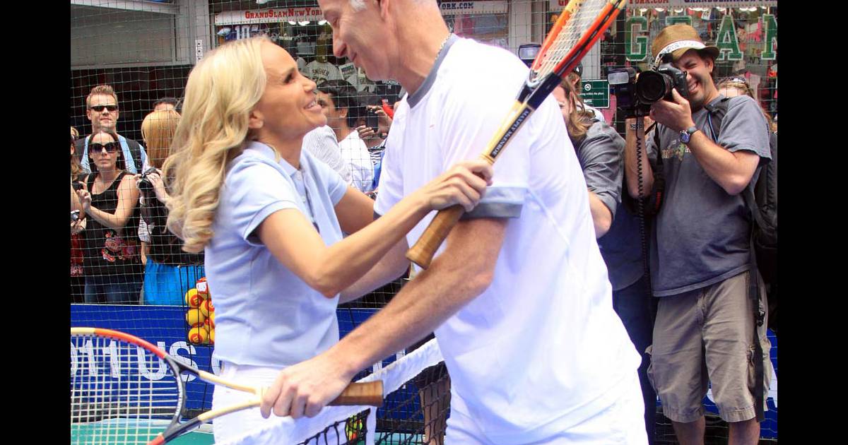 Le 13 juin 2011, à Times Square (New York), le courant est bien passé ...