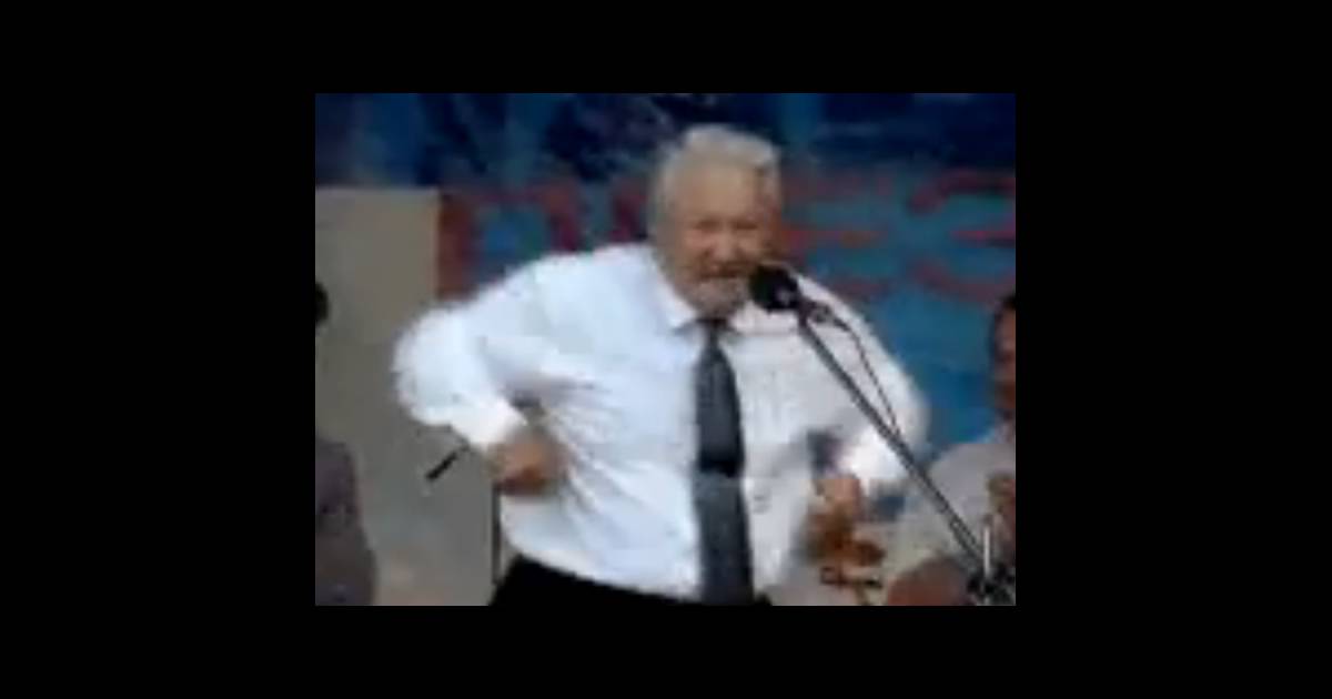 Boris Eltsine dans l'un des grands moments de son mandat à la ...