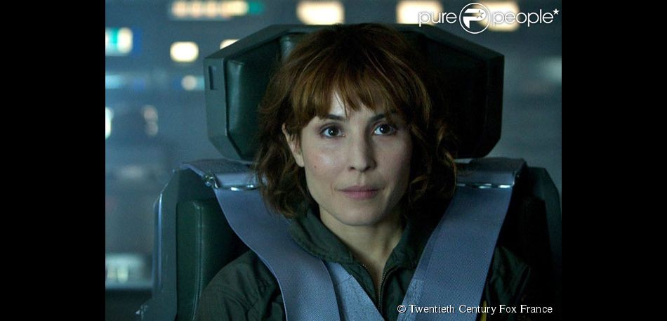 Noomi Rapace dans Prometheus de Ridley Scott. - Purepeople Noomi Rapace dans Prometheus de Ridley Scott. - Purepeople