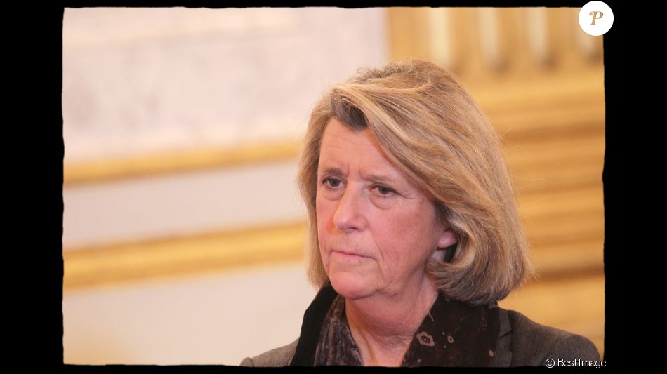 Arlette Chabot en janvier 2011 à Paris - Purepeople