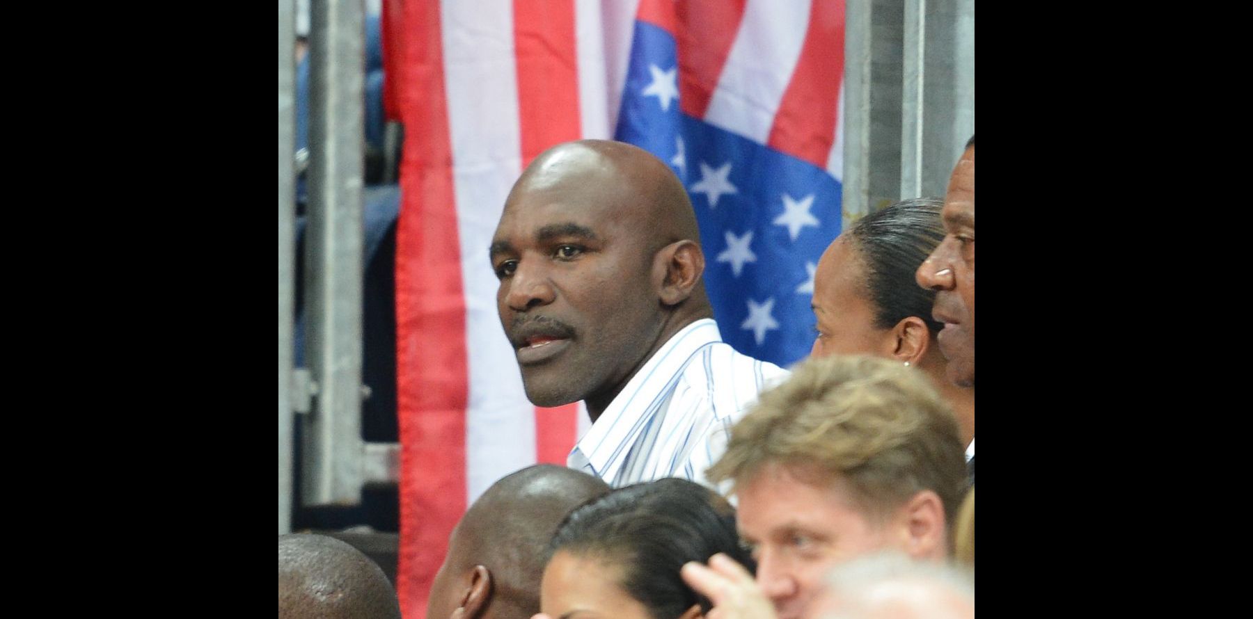 Evander Holyfield : Deux ans après, le divorce avec sa femme Candi est ...