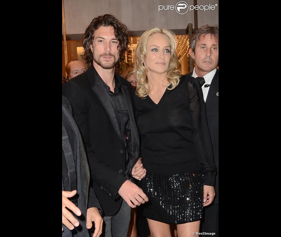 Sharon Stone et son boyfriend Martin Mica lors de la soirée Cavalli ...