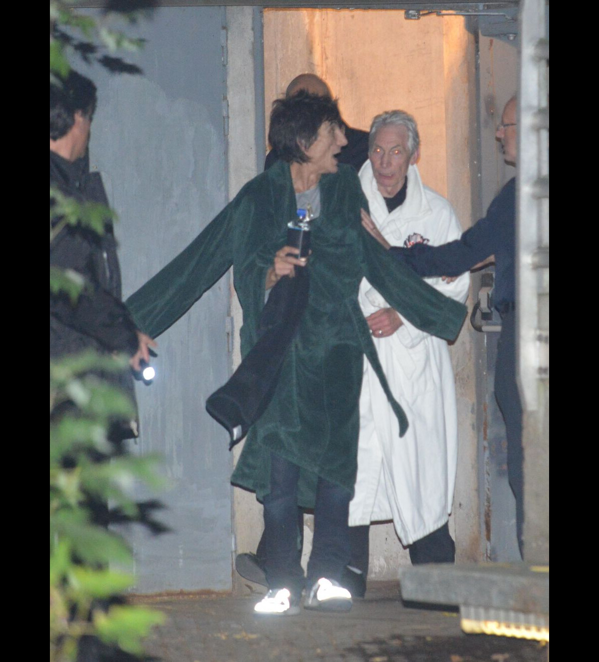 Photo : Ronnie Wood devant le Trabendo où joue les Rolling Stones, à ...