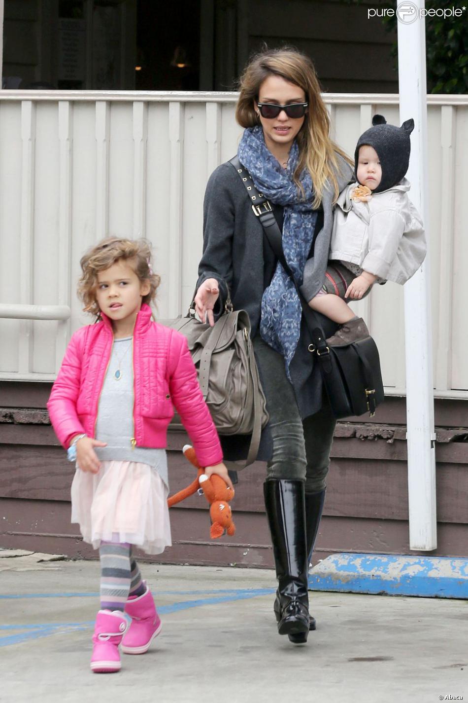 Jessica Alba : Une pause méritée et partagée avec ses filles Honor et ...