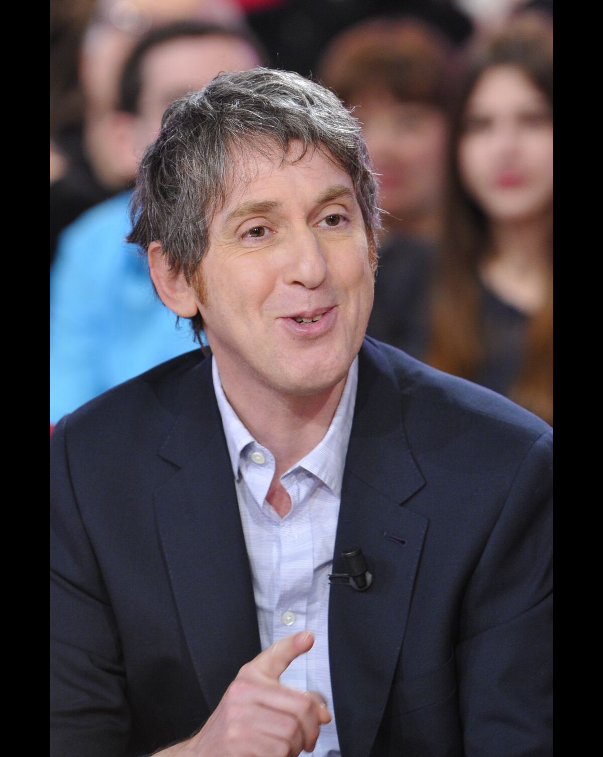 Photo : Eric Rochant, réalisateur de Möbius, pendant le tournage de l ...