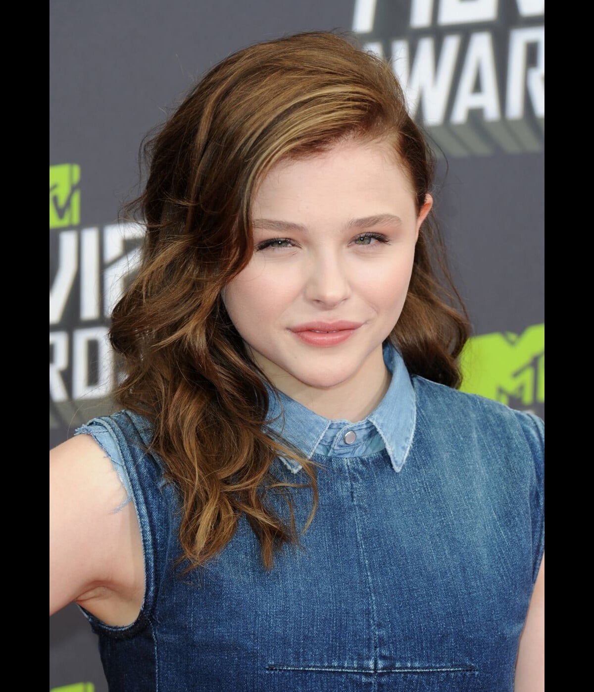 Photo : Chloë Moretz, 15 ans, porte une robe Louis Vuitton de la pré ...