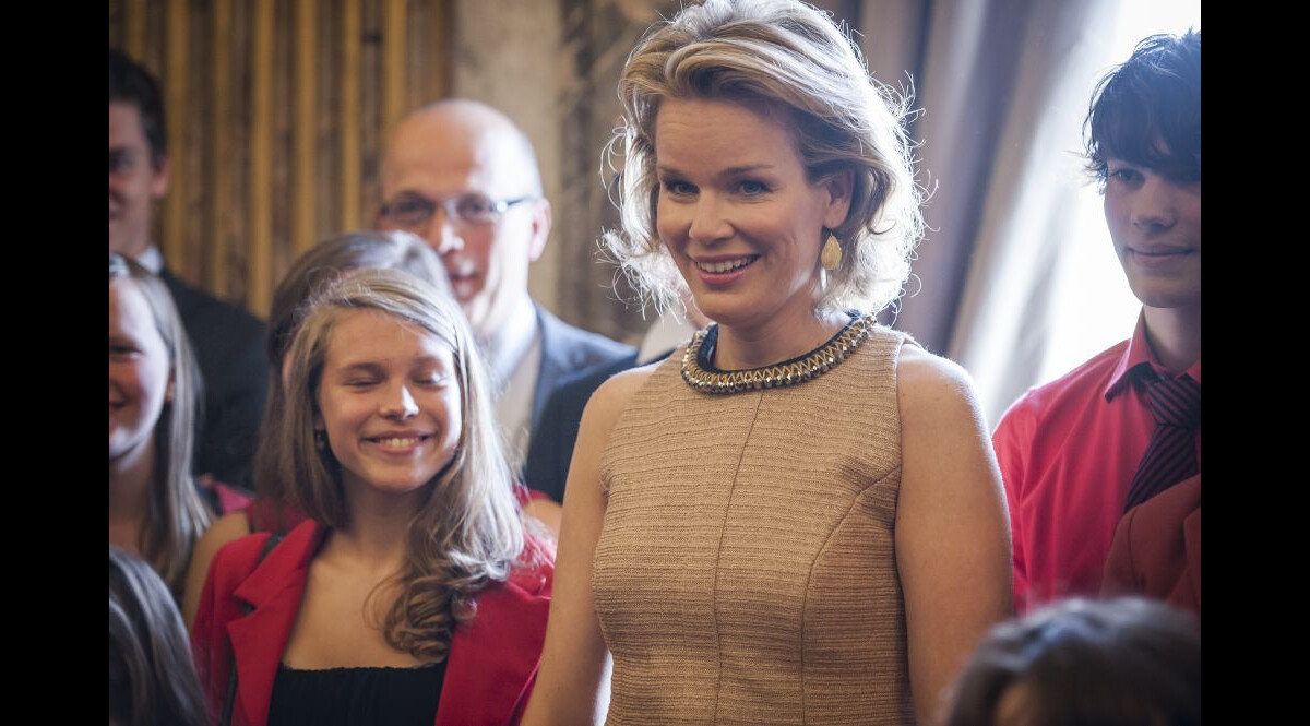 Photo : La princesse Mathilde de Belgique remettait en présence de son ...