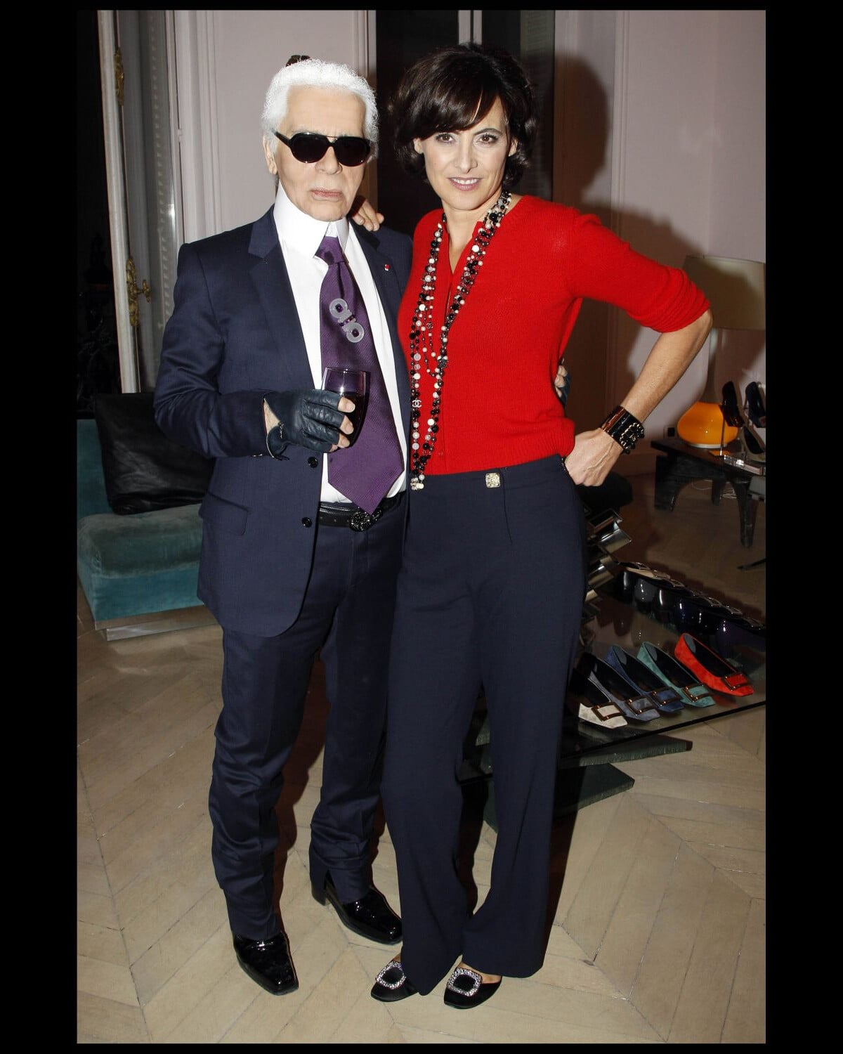 Photo : Inès de la Fressange et Karl Lagerfeld à Paris, le 20 octobre ...