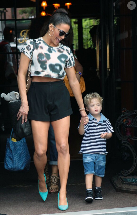 Photo : Robin Thicke, Paula Patton et leur fils Julian à la sortie de ...