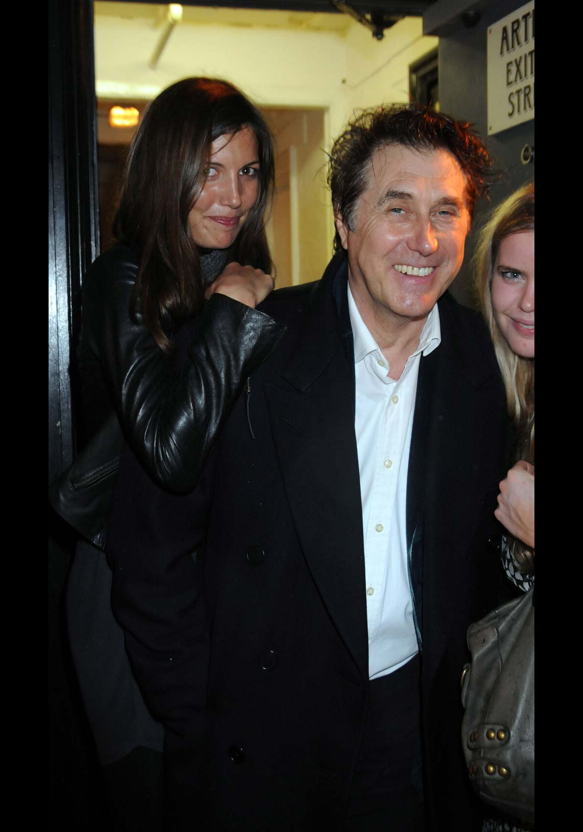 Photo : Bryan Ferry et Amanda Sheppard à Londres, le 24 mars 2010 ...