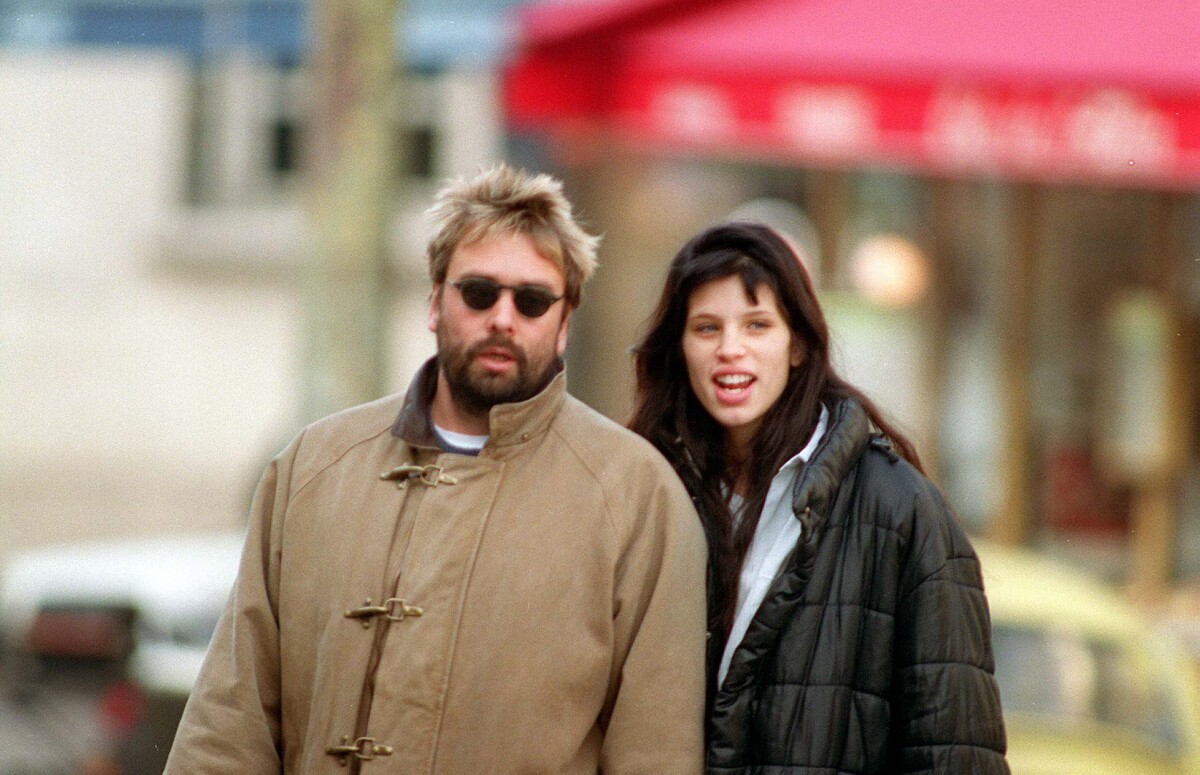 Photo : Luc Besson et Maïwenn à Paris le 8 décembre 1992 - Purepeople