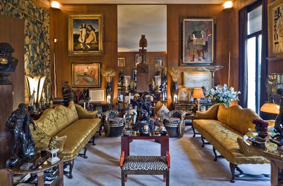 Photo : Dans le salon intact du 55, rue de Babylone avant que les ...