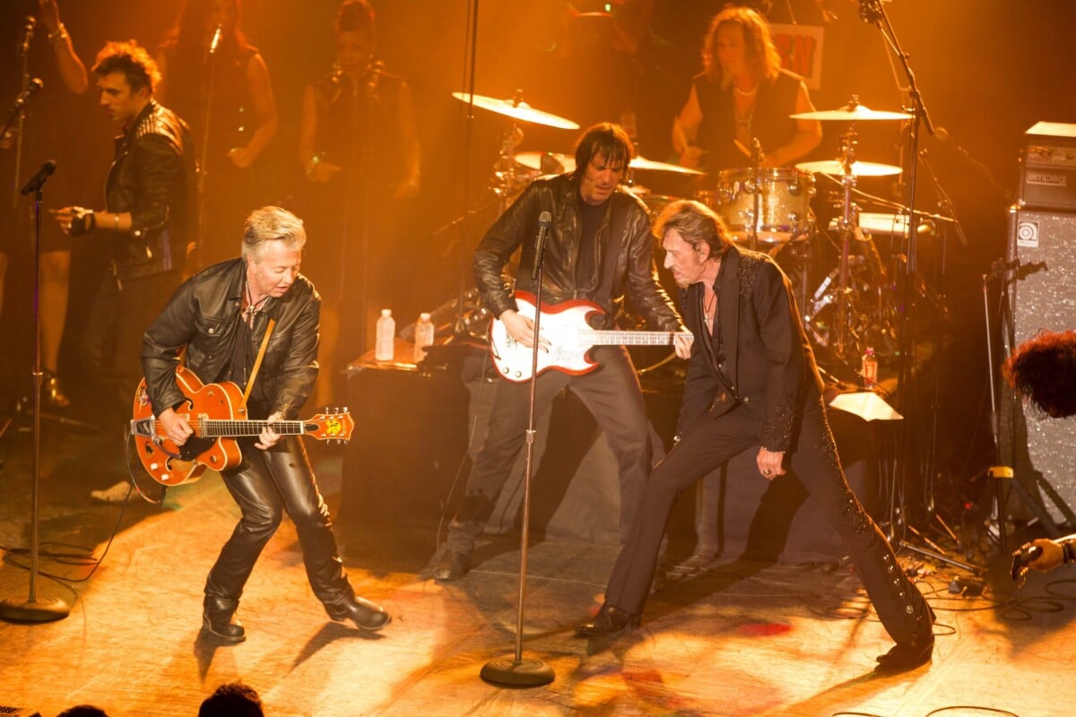Photo : Exclusif - Johnny Hallyday en concert au Théâtre de Paris pour ...