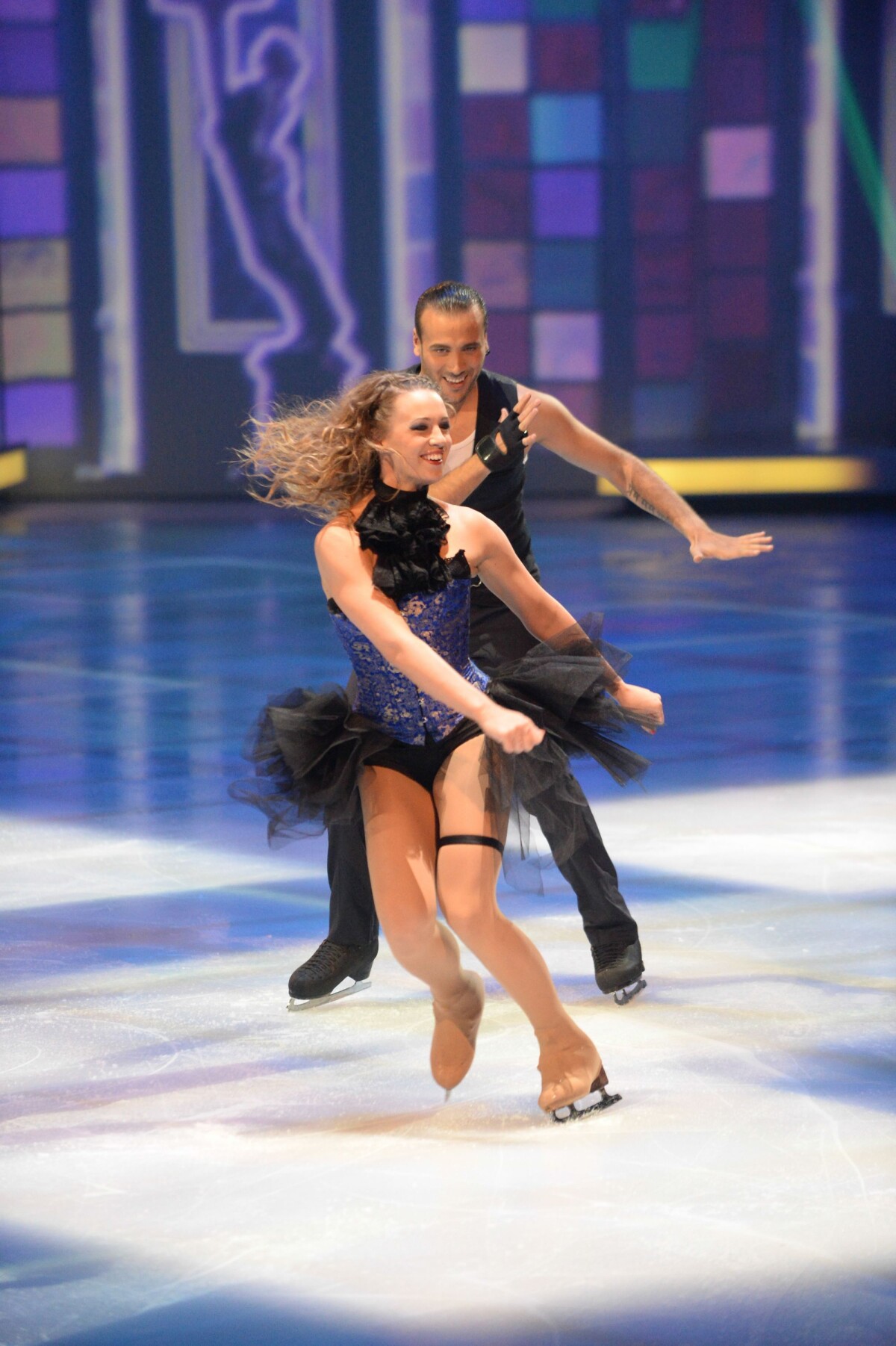 Photo : EXCLUSIF. Merwan Rim lors du premier prime Ice Show, le 27 ...